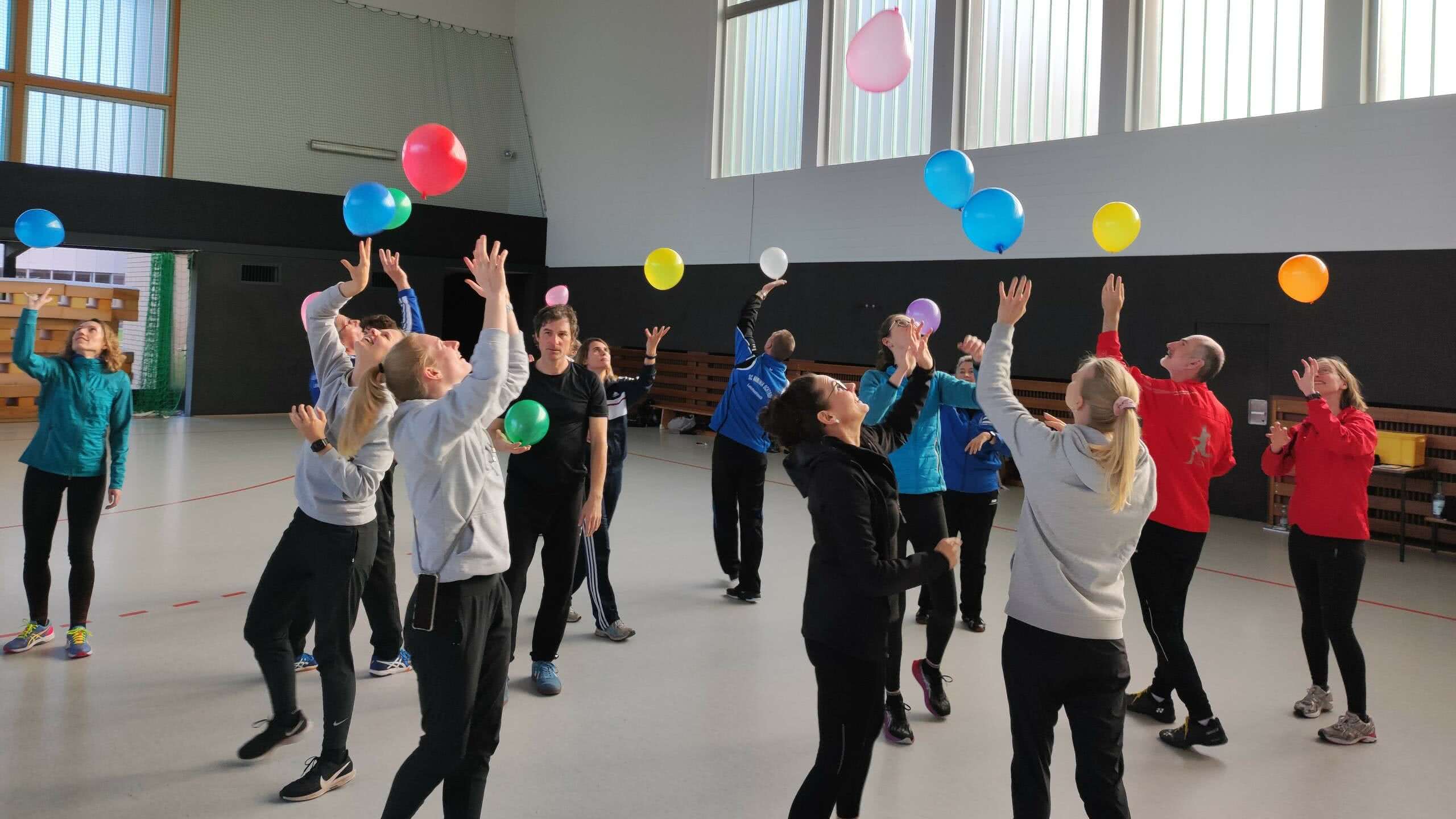 Durch Spaß Bewegungsvielfalt vermitteln - Fußball und Leichtathletik ...