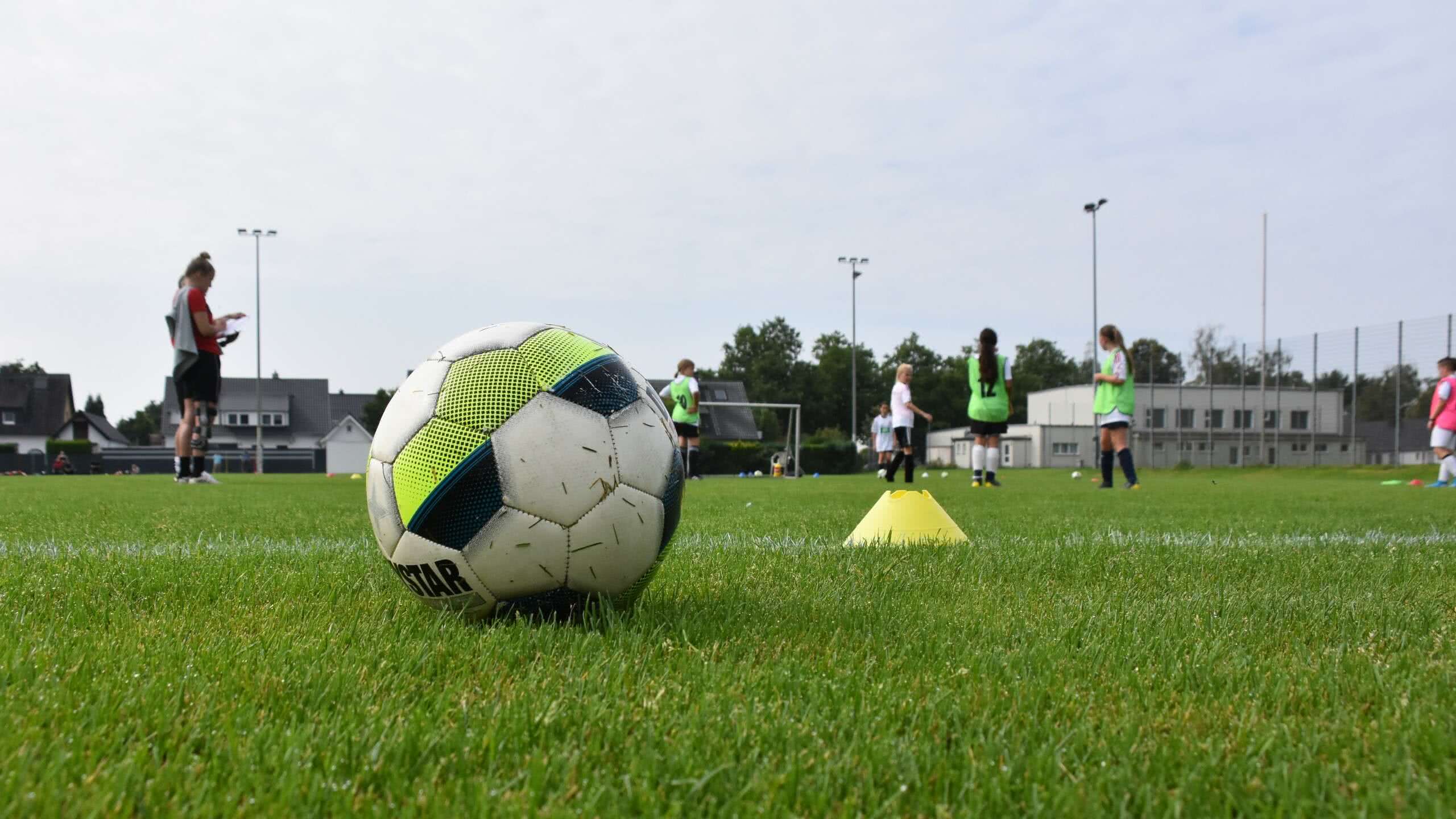 FSJ im FLVW: Zusätzliche Stelle in der Fußballjugend - Fußball und ...
